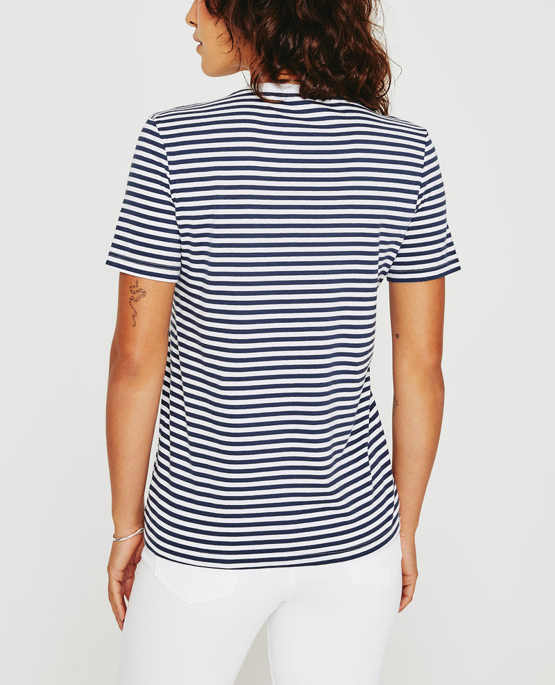 Womens Jagger Vee True White/Sodalite Blue at AG Jeans Outlet Official ...